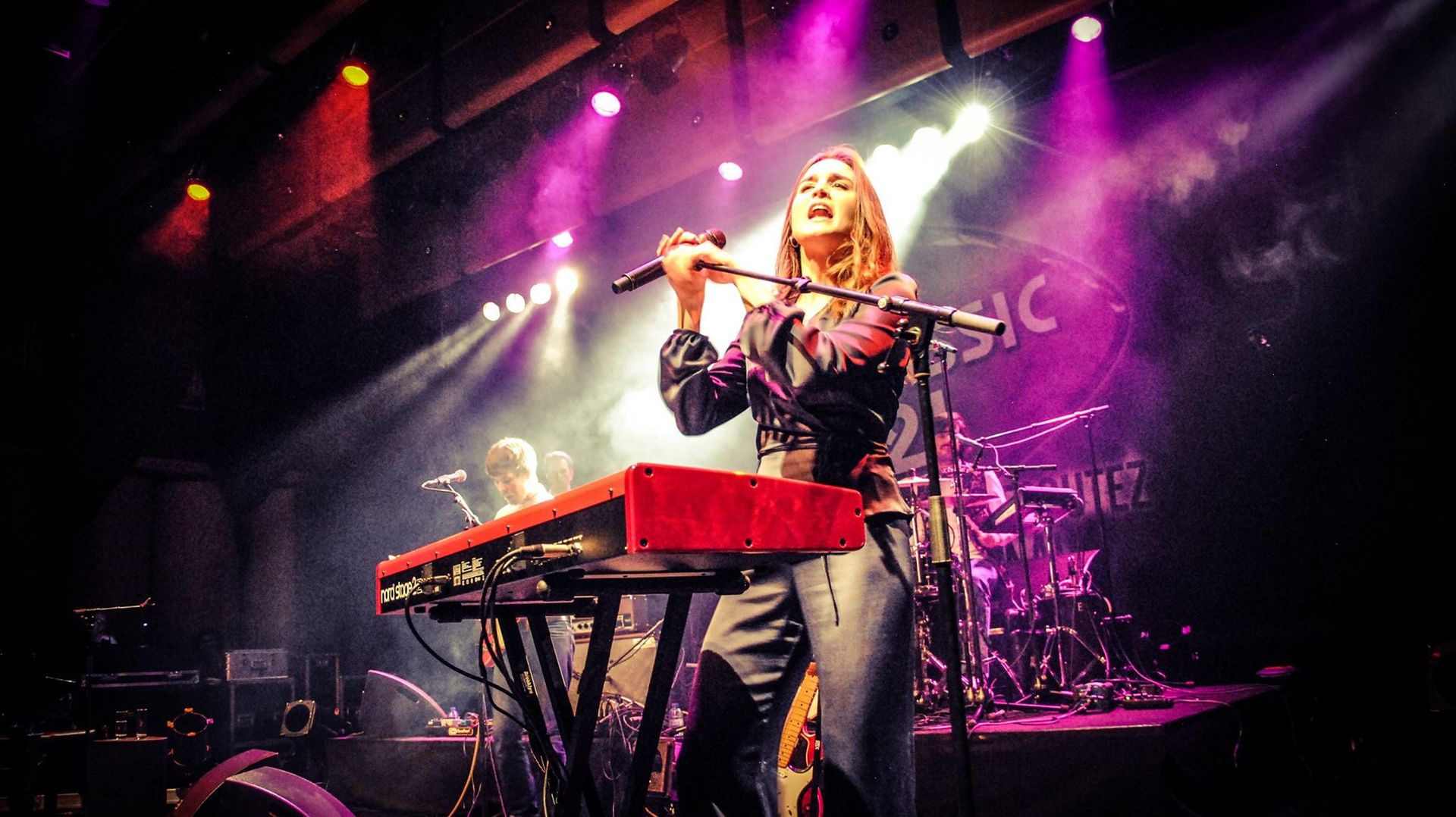 Typh Barrow, d'une voix à l'autre - RTBF Actus