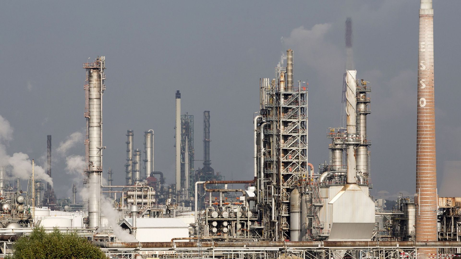 Une enveloppe suspecte contenant de la poudre envoyée chez ExxonMobil à ...