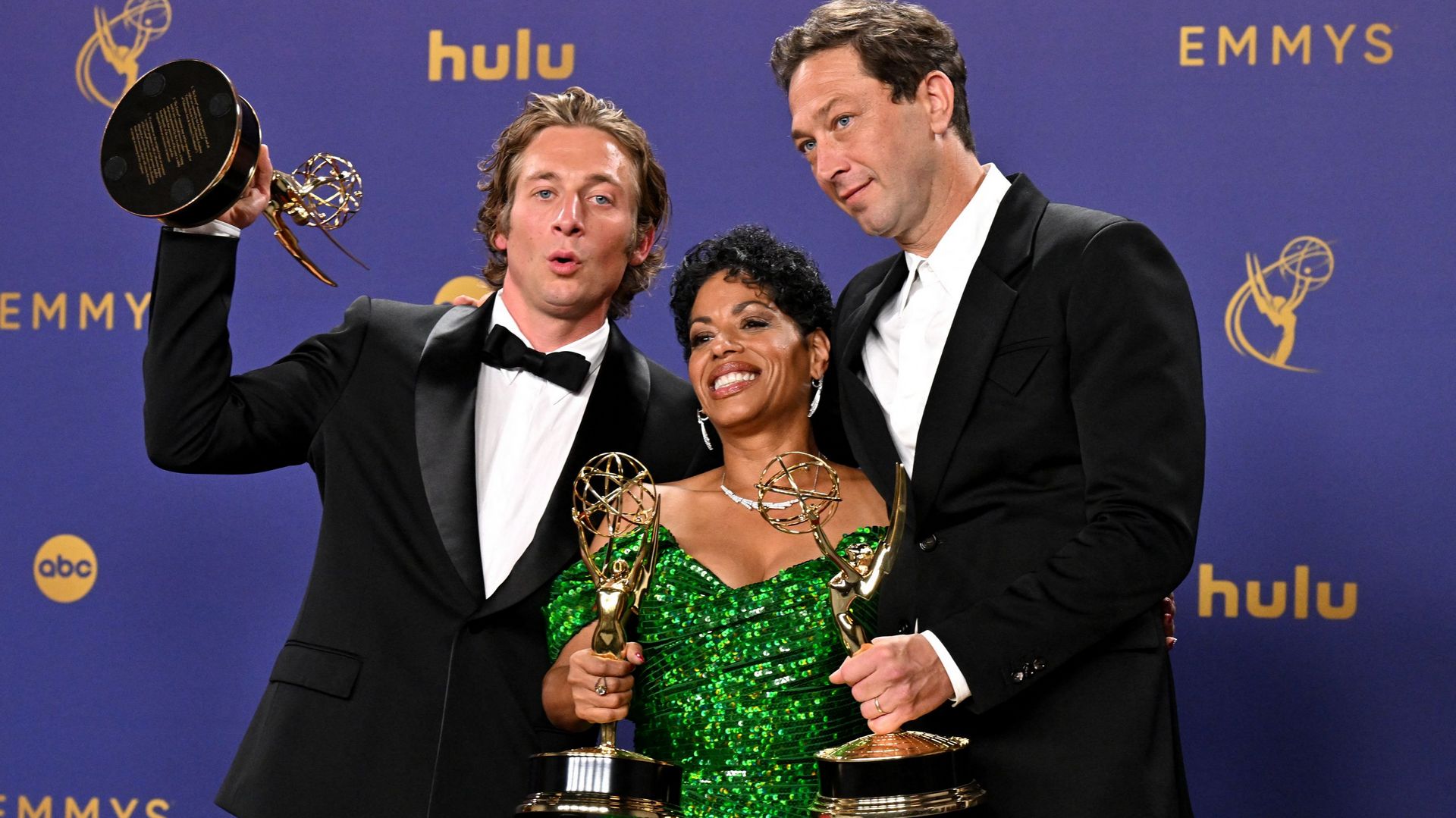 Shogun, The Bear, The Crown, Mon petit renne : voici le palmarès des Emmy Awards 2024 - RTBF Actus