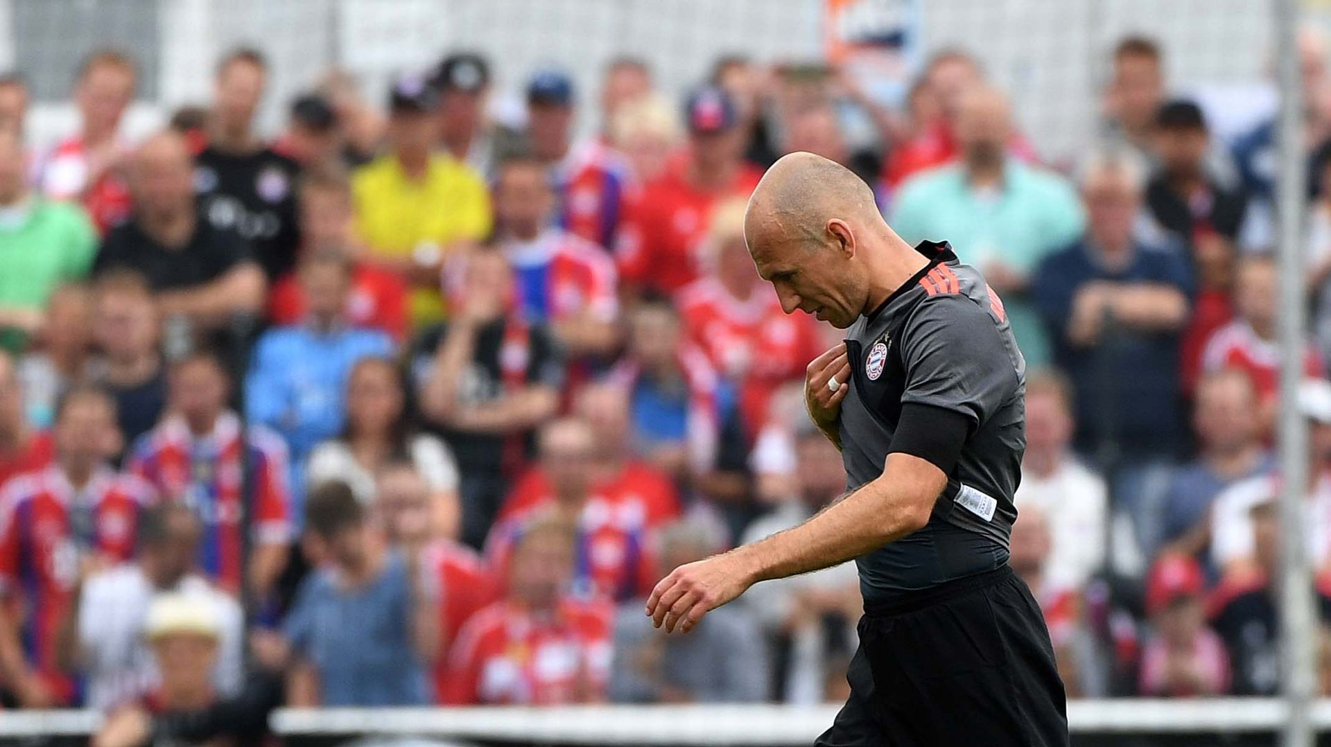 Robben out pour un mois et demi