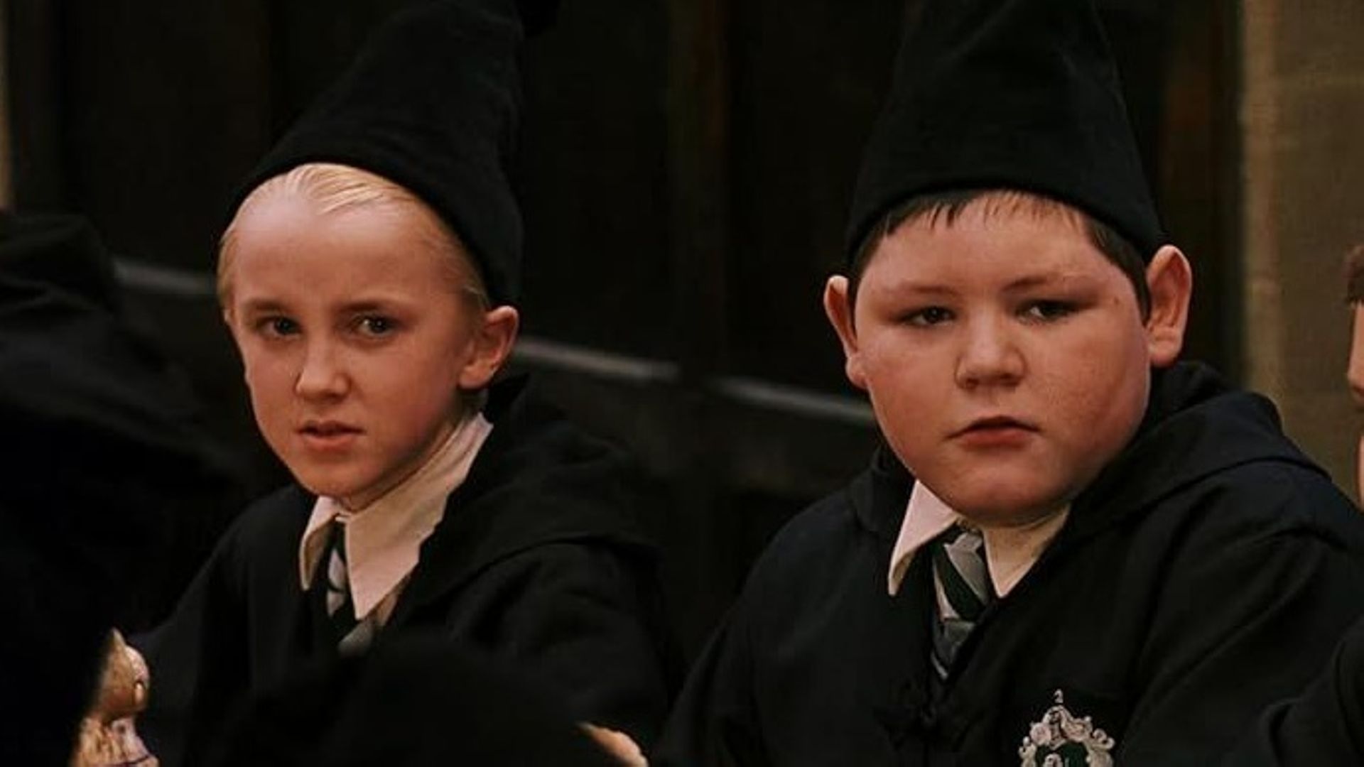 La série Harry Potter dévoile Drago Malefoy, les Dursley et une vague ...
