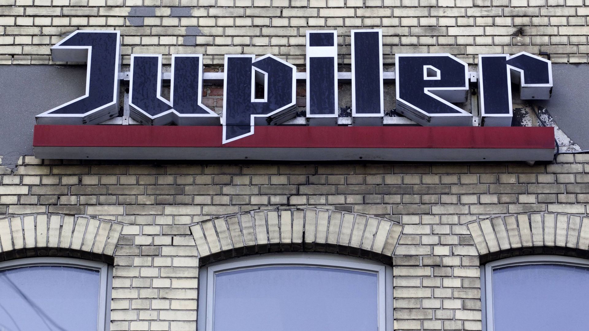 AB InBev arrête la Jupiler Force - RTBF Actus