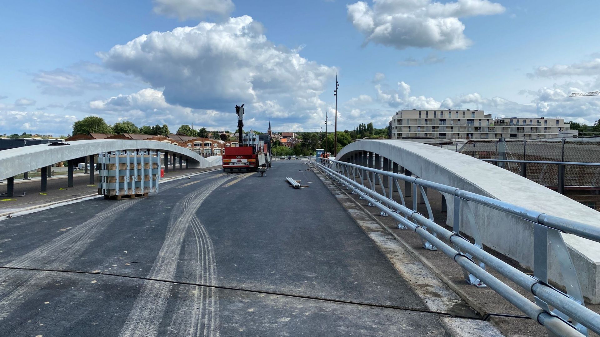 Le Pont de Buda, symbole de l'âge d'or du Port de Bruxelles, fête ses ...