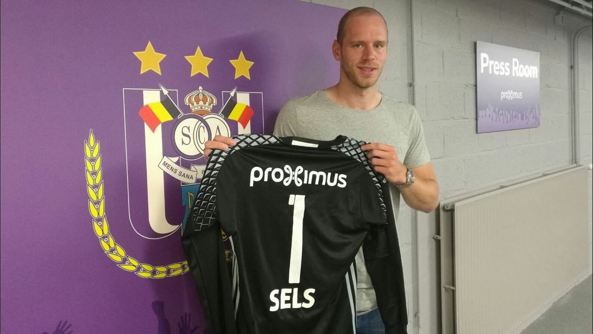 Anderlecht a finalisé l'arrivée de Matz Sels - RTBF Actus