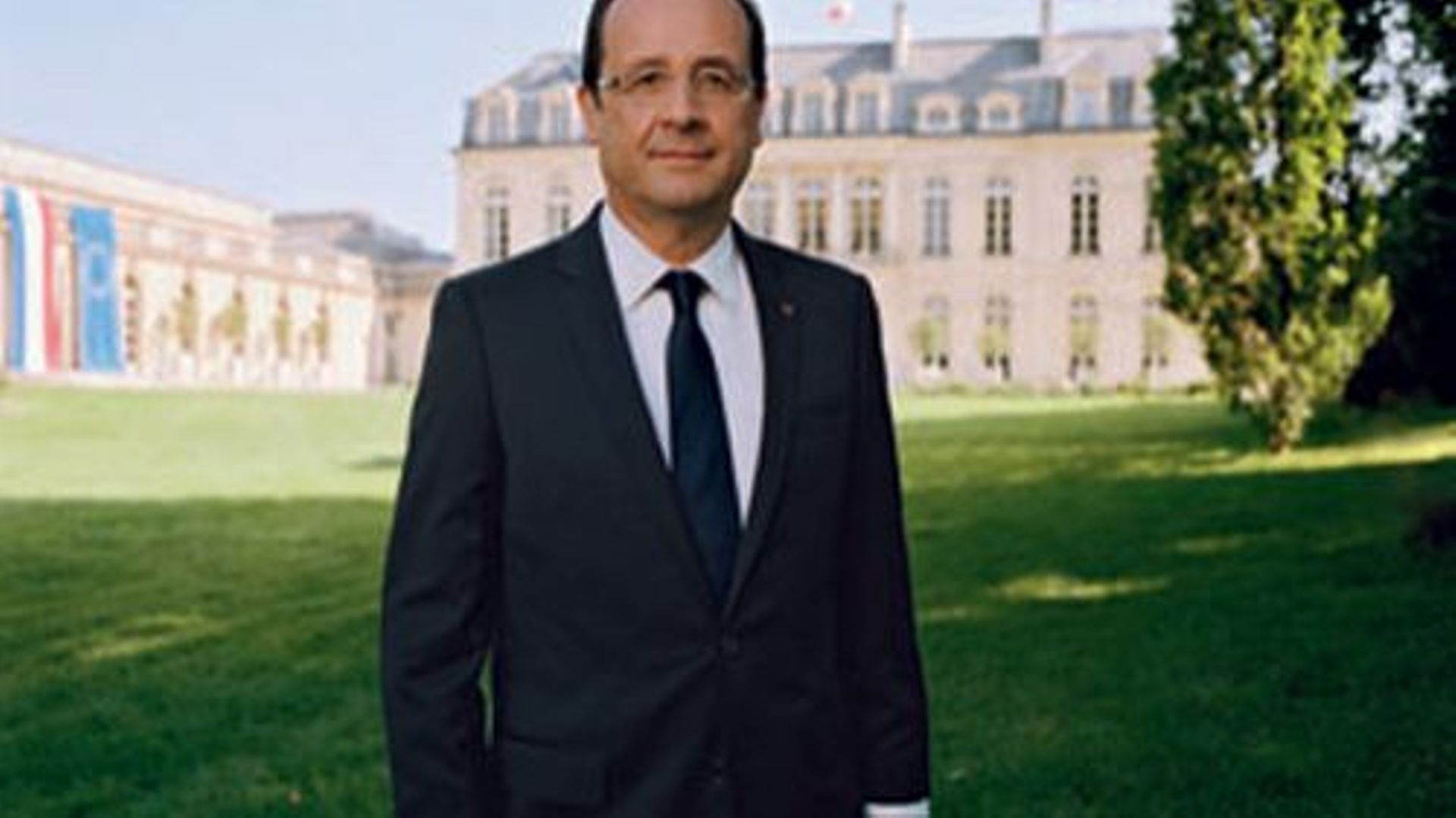 Voici le portrait officiel d'Emmanuel Macron - RTBF Actus