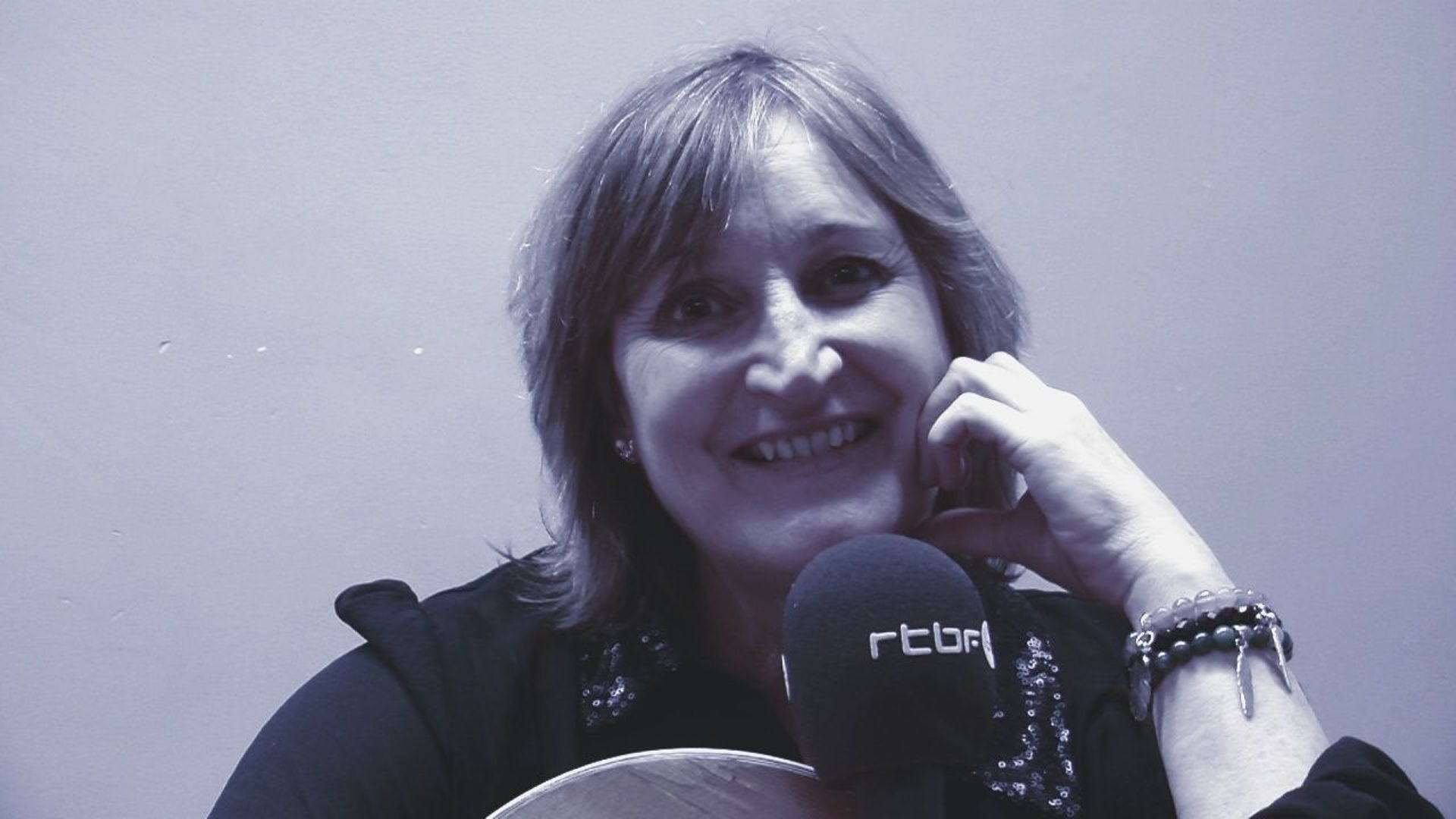 L'interview 'J'aime' de Beverly Jo Scott - RTBF Actus