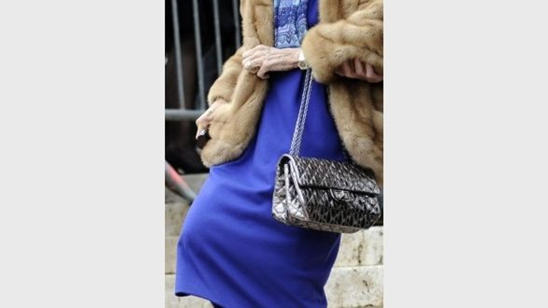 Fabiola: état de santé stable et toujours sérieux - RTBF Actus