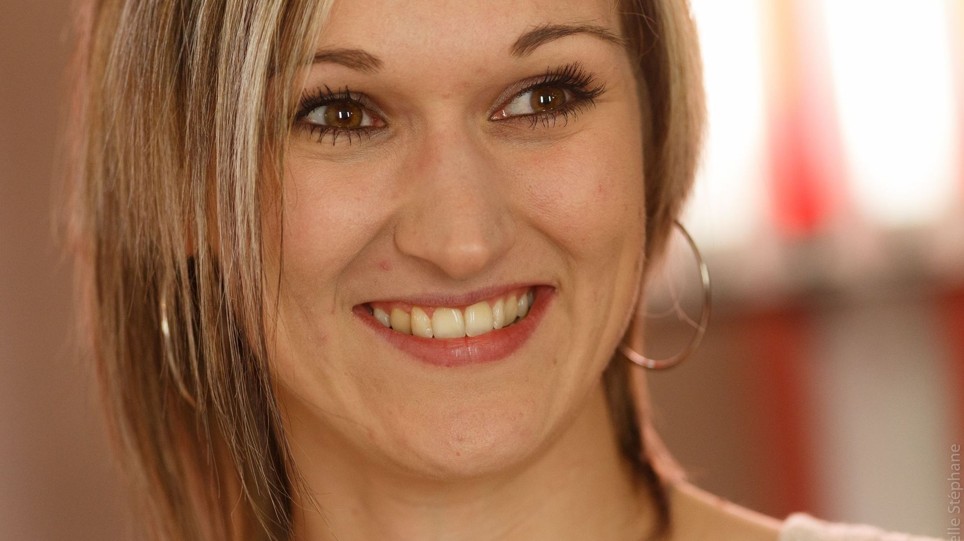 La chanson bonheur de Laura Leterme - RTBF Actus