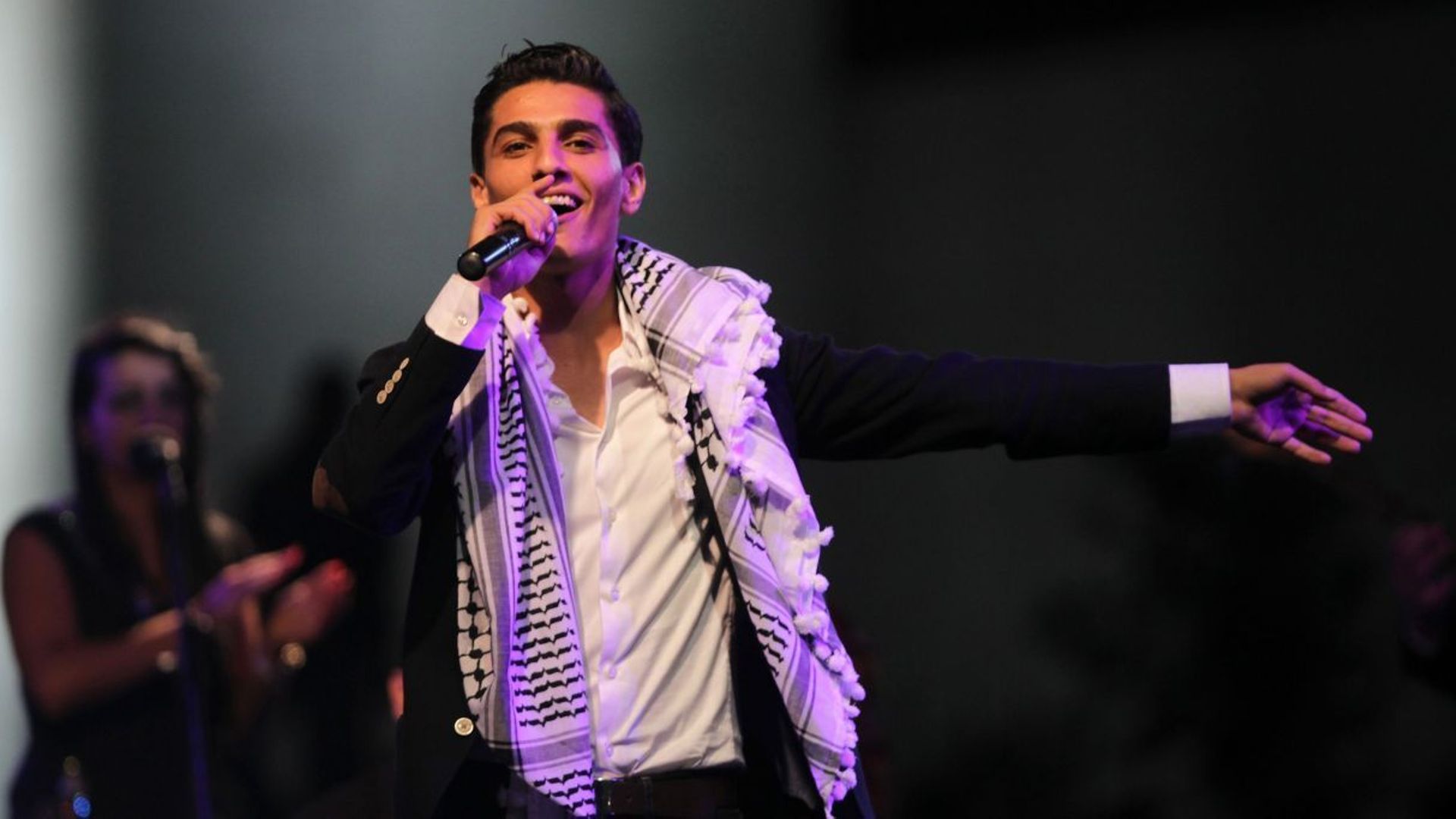 'L'Arab Idol' de Gaza Mohammad Assaf en tournée triomphale en ...