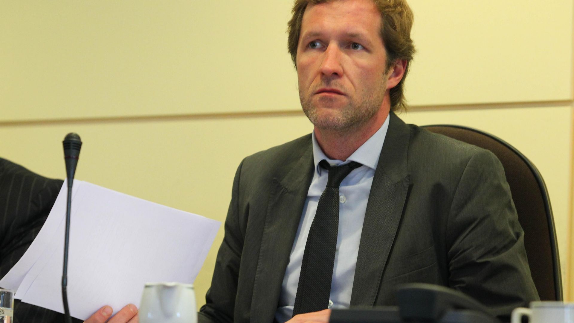 Paul Magnette dans 'L'indiscret' - RTBF Actus