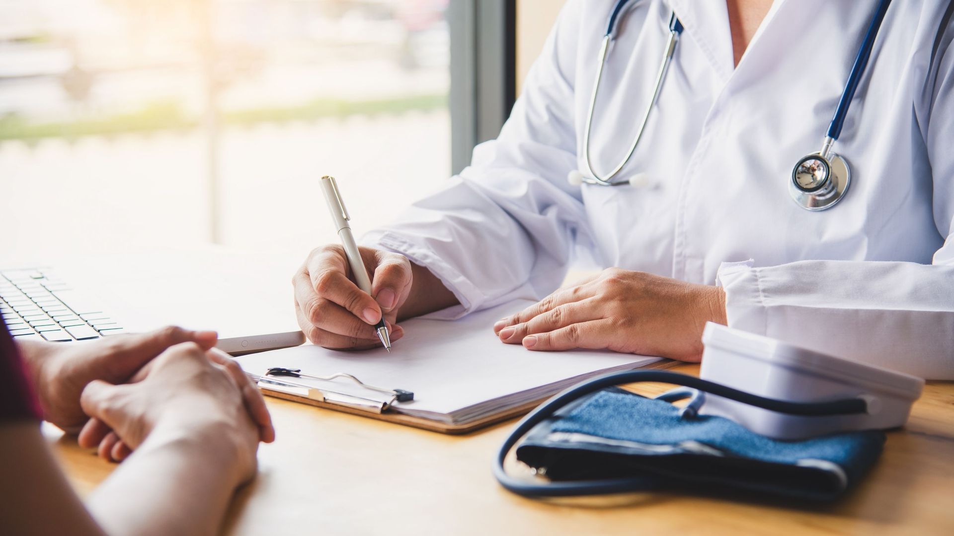 L'actrice belge Émilie Dequenne dit combattre un cancer de plus en plus agressif - RTBF Actus