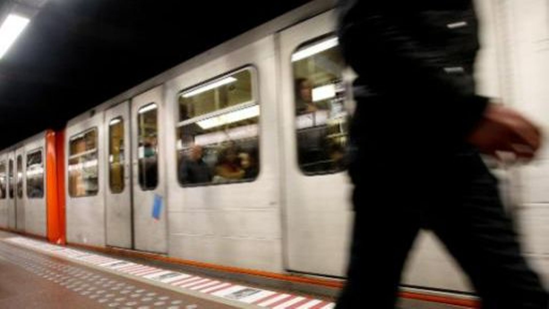 Uccle: fin des travaux au square Marlow et discussion pour le métro ...