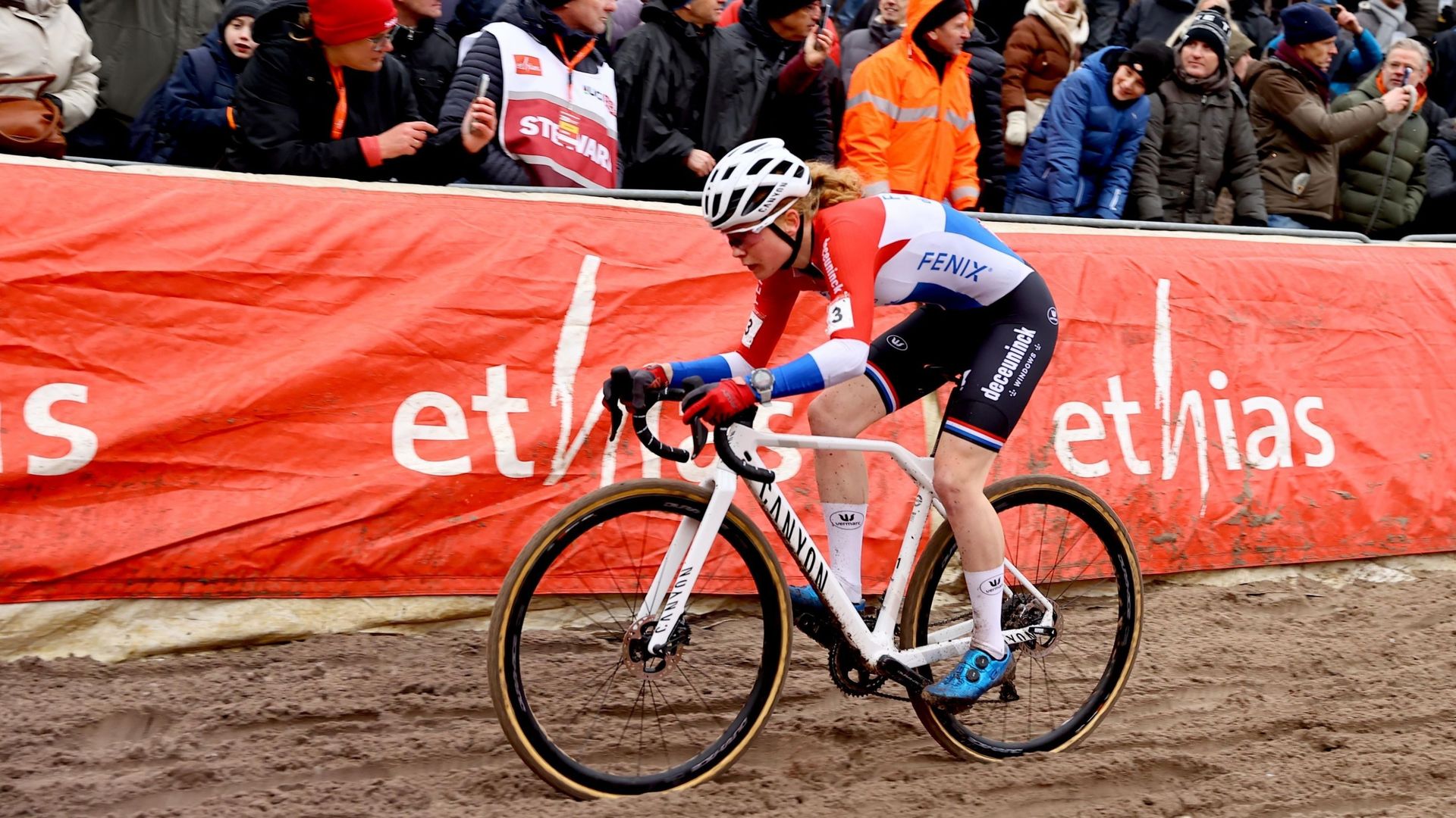 Le Belge Sébastien Carabin sacré champion du monde de cross duathlon à ...