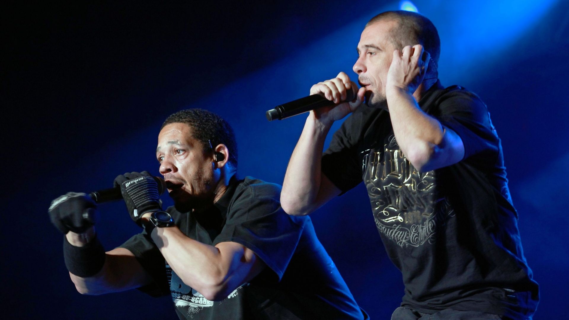 Pour ses 30 ans, le groupe de rap français NTM remontera sur scène en ...