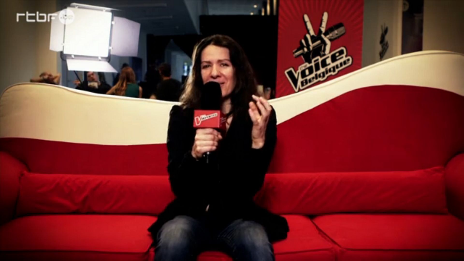 VIDEO: La chanson 'bonheur' de Sharon Gray - RTBF Actus