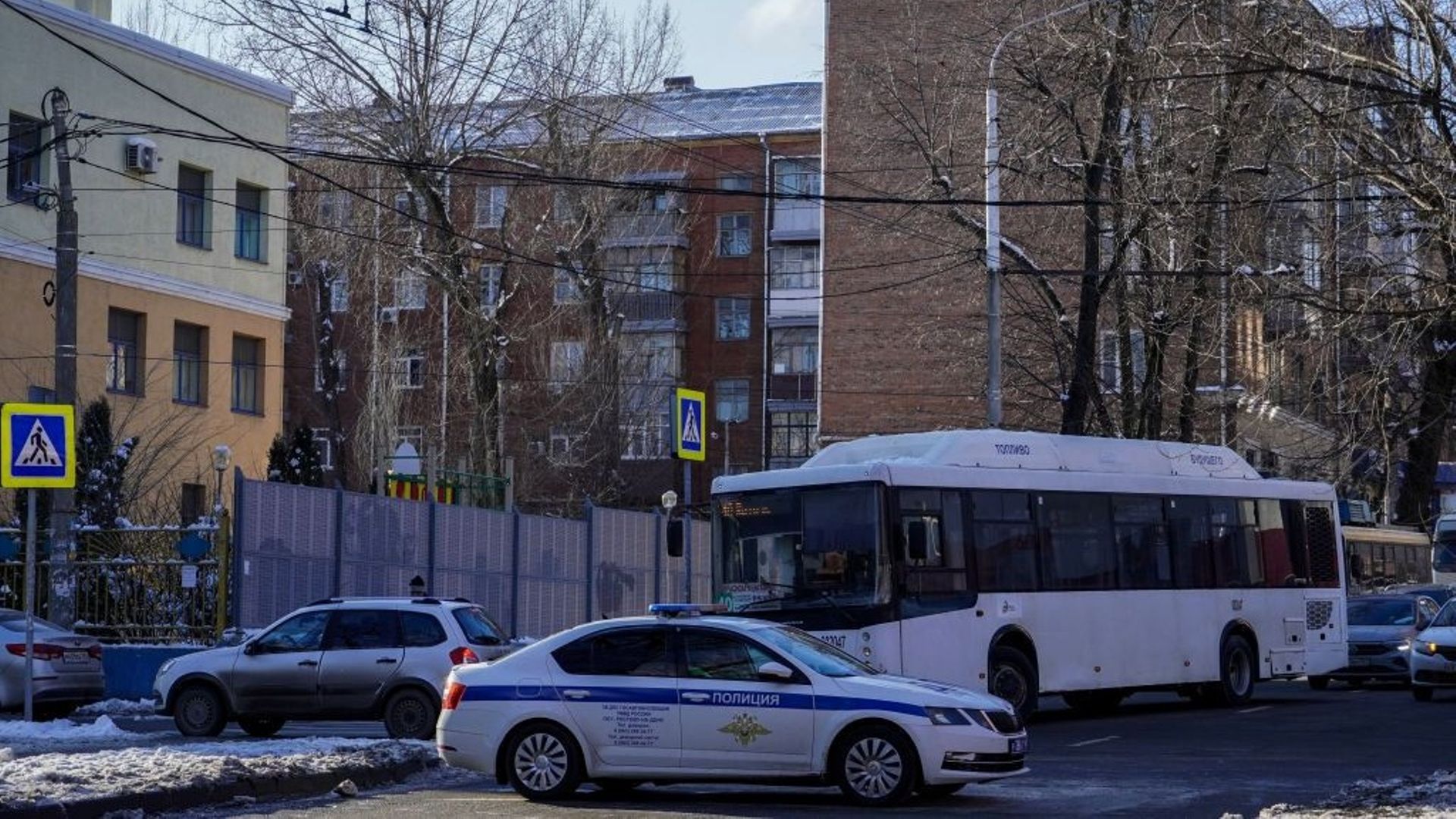 Guerre en Ukraine : Vladimir Poutine ordonne à son armée de 'libérer complètement' la région ...