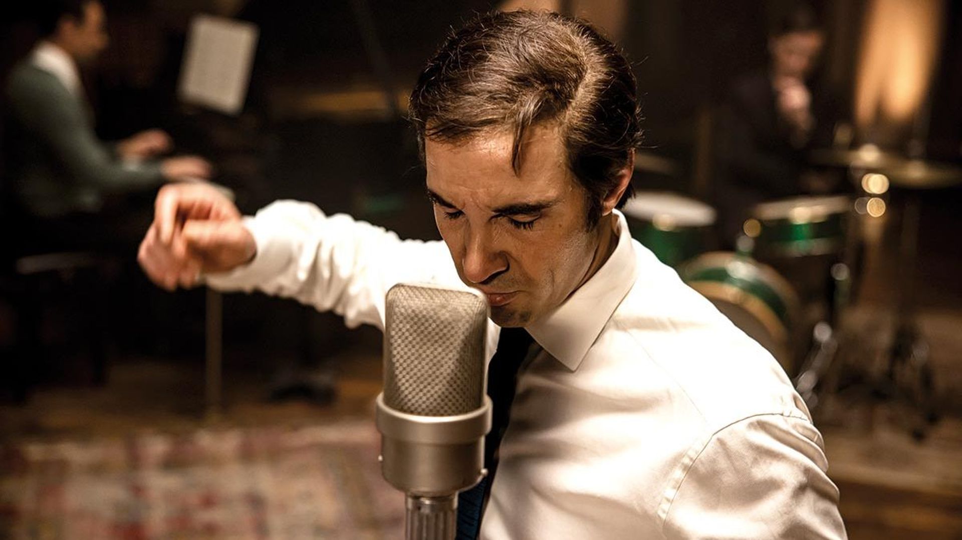 Les critiques d’Hugues Dayez : 'Monsieur Aznavour', le biopic jukebox ...