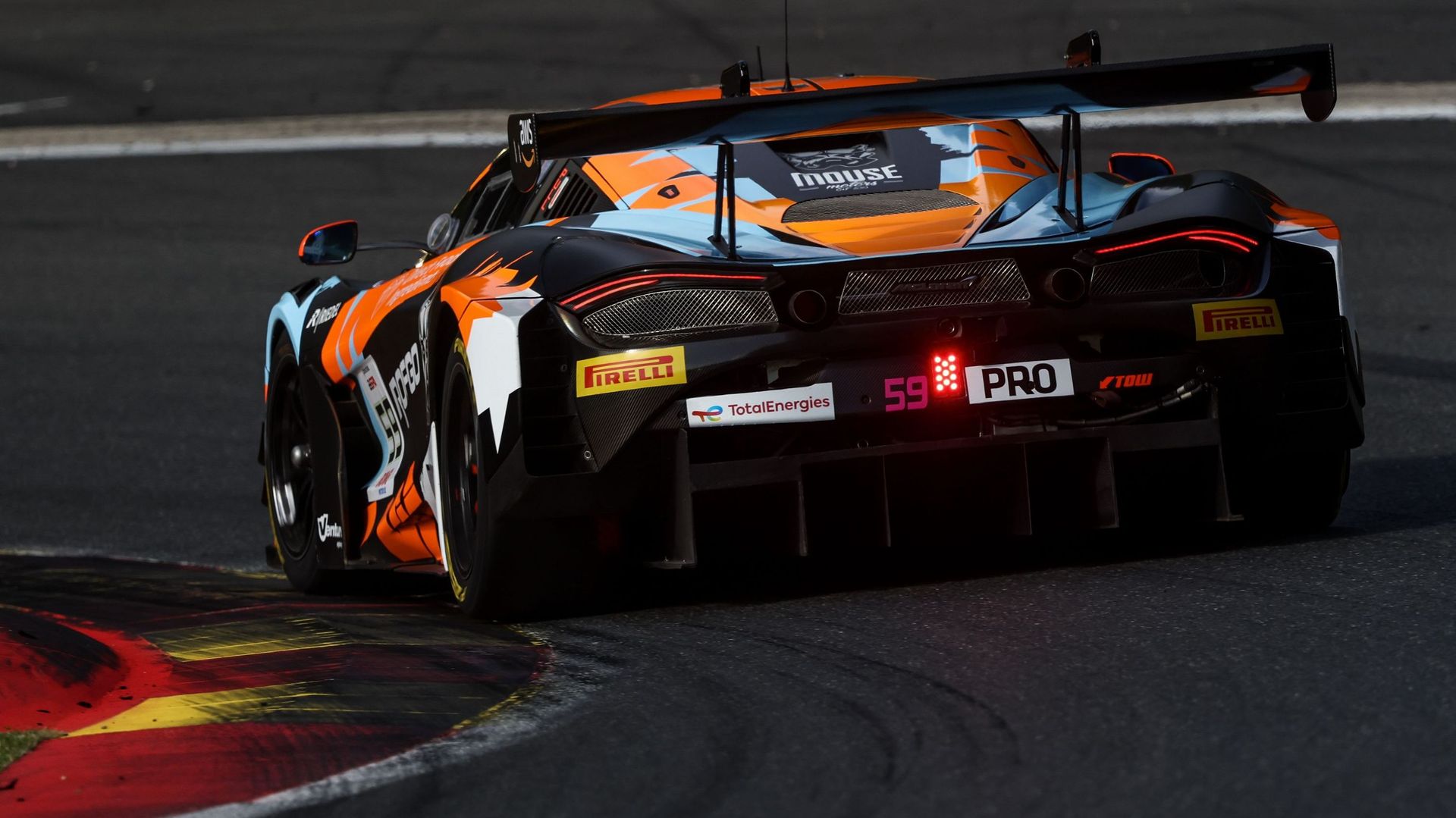 24 Heures de Spa : Marvin Kirchhöfer signe la Superpole et relègue la concurrence à 4 dixièmes ...