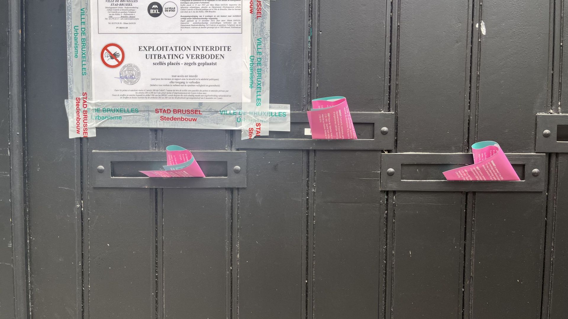 Le nouveau marché du quai des Péniches, le long du canal de Bruxelles ...