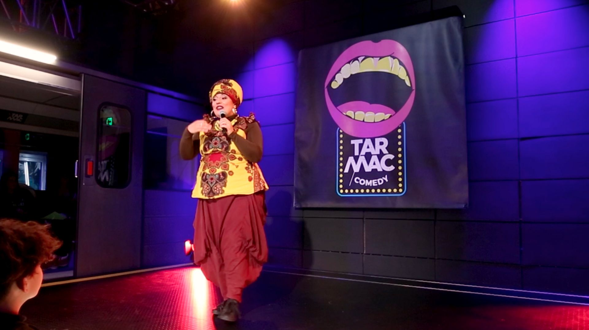 Tarmac Comedy / Samia Orosemane