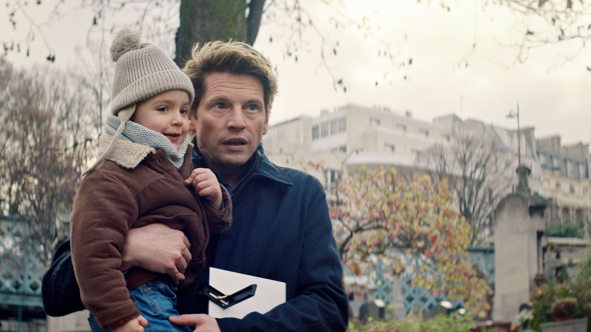 'Banksy, le Bataclan et la jeune fille triste', l'histoire de l'œuvre ...