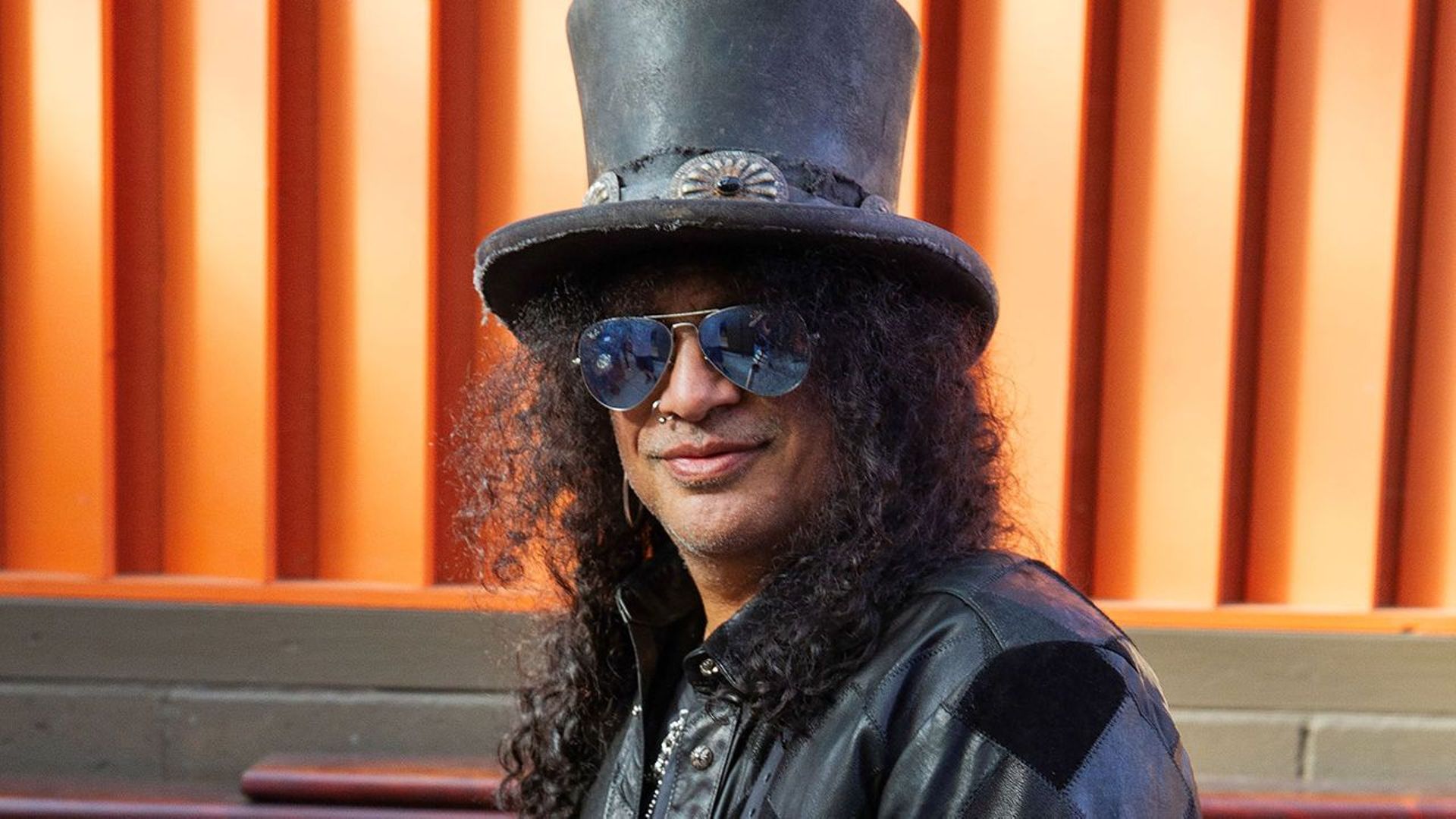 Slash : découvrez son nouvel album sur Classic 21 - RTBF Actus