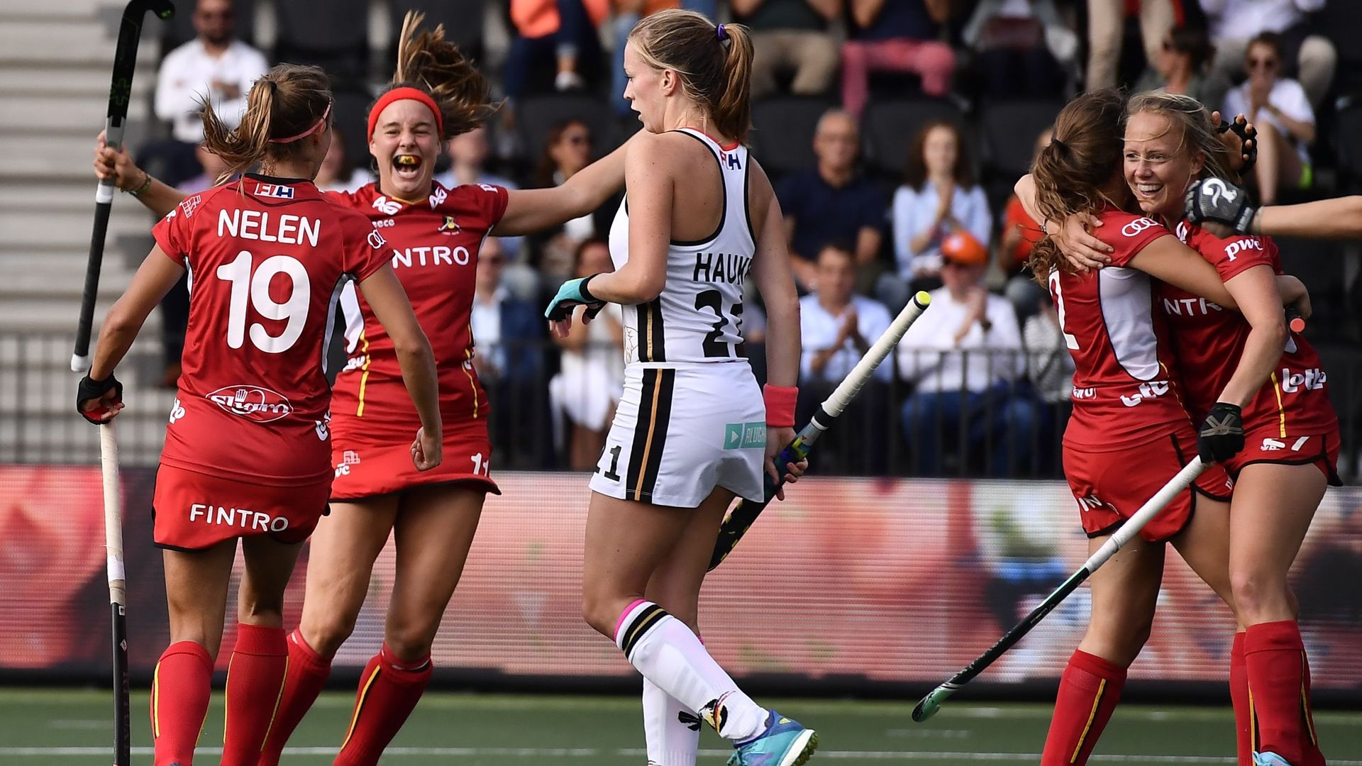 Les Red Panthers créent la sensation face à l'Allemagne et se hissent ...