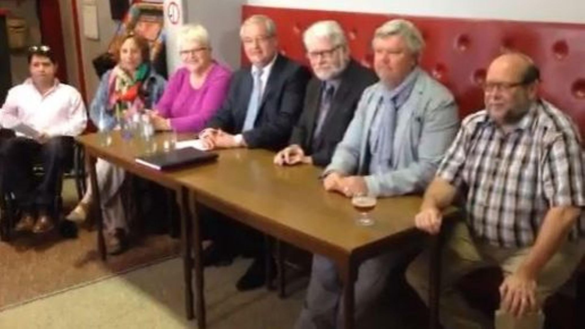 Lessines: le bourgmestre, une échevine et trois conseillers exclus du ...