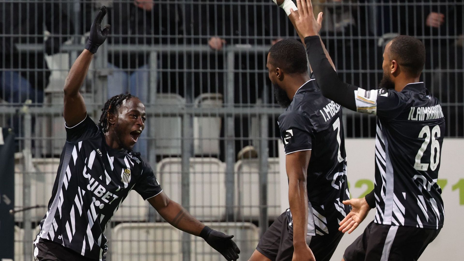 Charleroi décroche une victoire vitale contre Eupen, Genk renversé par ...