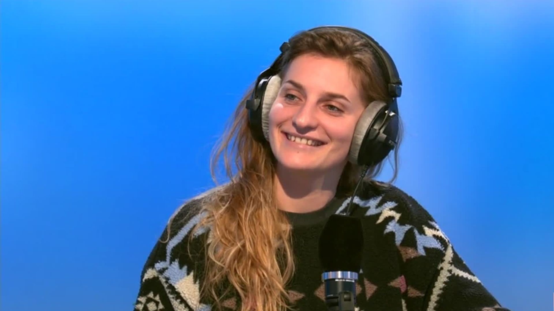 Fanny Hendrick, le nouveau visage de l’émission Contacts - RTBF Actus