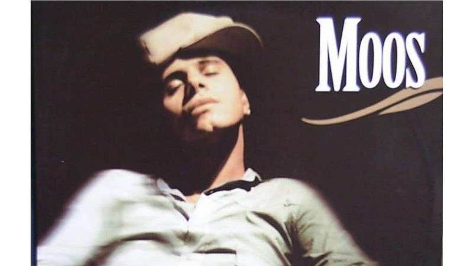 Il y a 25 ans sortait 'Au nom de la rose' du chanteur Moos - RTBF Actus