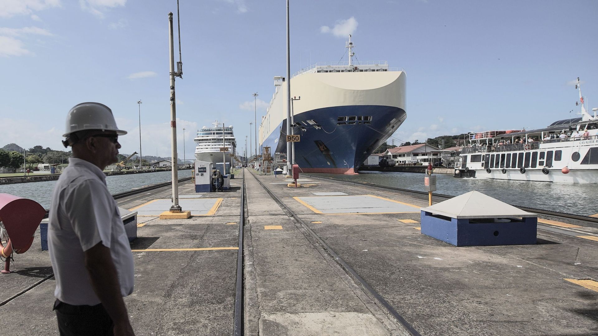 'Ici le monde' - Mexique : un canal sans eau pour concurrencer celui du ...