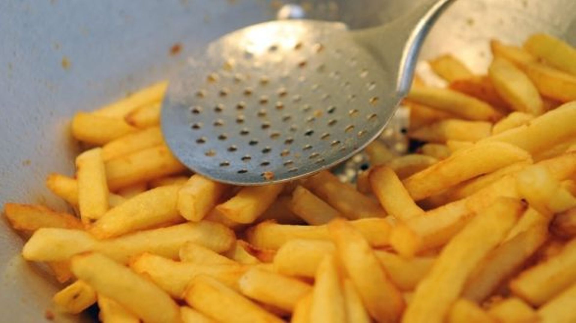 Le cornet de frites emblème de la Belgique à l'étranger ? - RTBF Actus