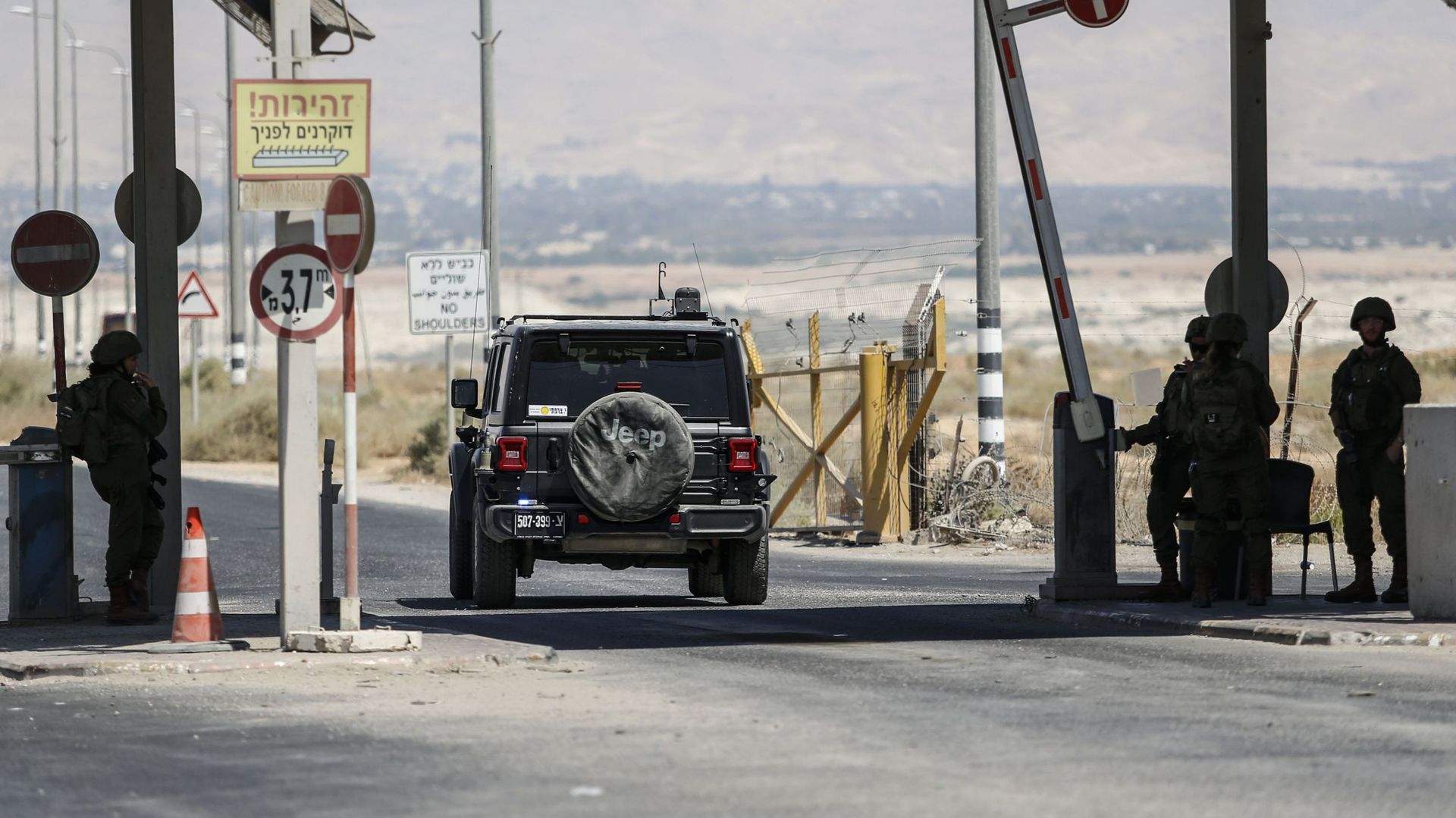 Un Jordanien tue trois vigiles israéliens au point de passage d'Allenby ...