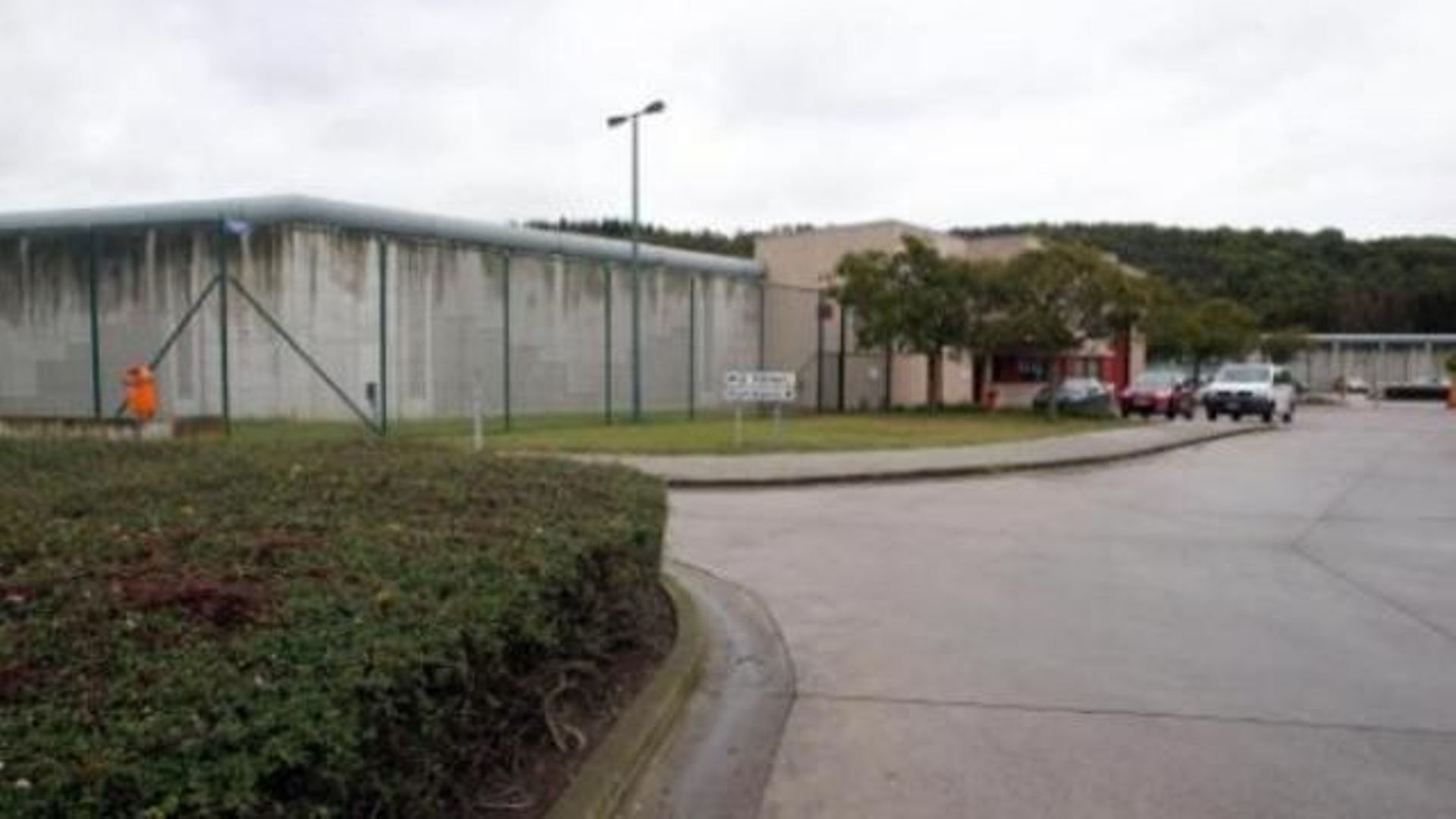 Prison d'Andenne: un rapport critique les conditions de détention ...