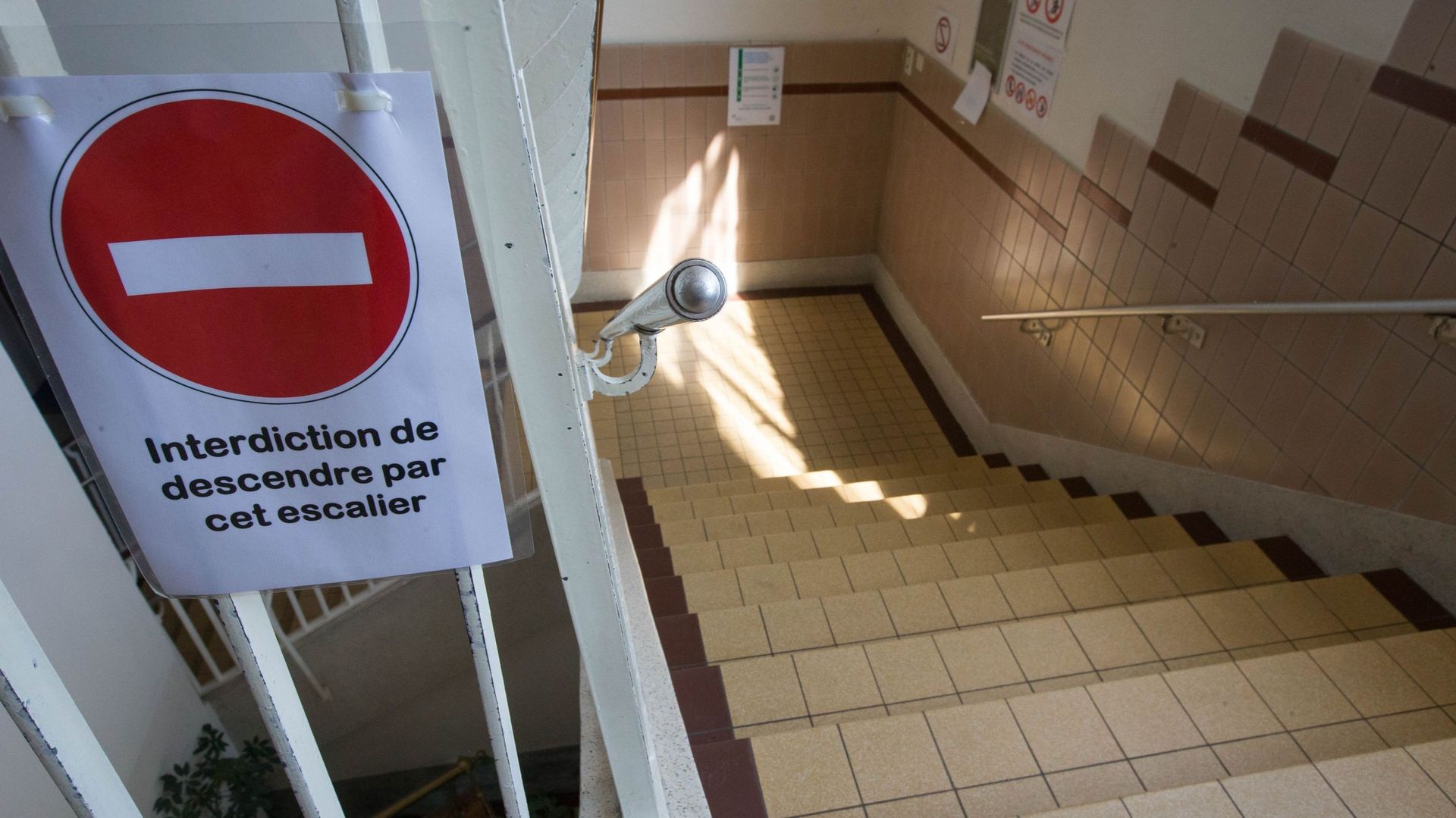 Rentrée des classes post-confinement ce lundi : pour quels élèves ? Et ...