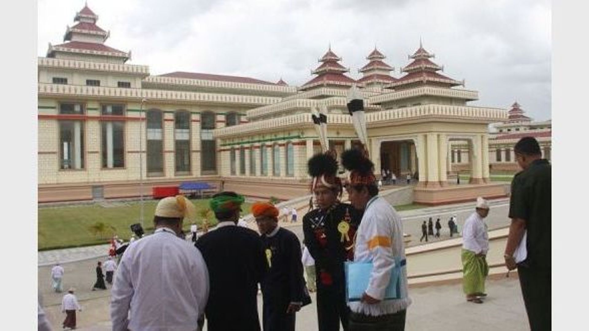 Birmanie: Naypyidaw, l'éveil d'une capitale - RTBF Actus