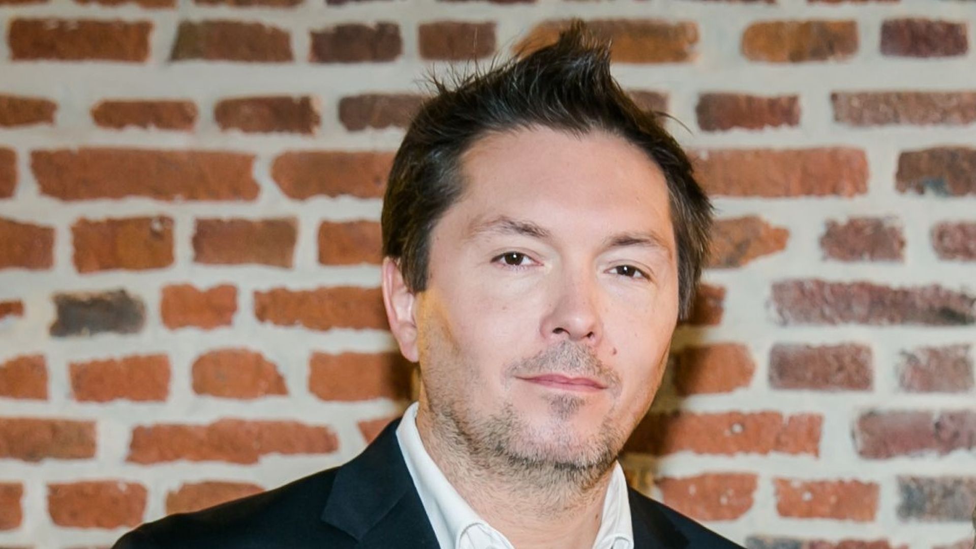 Eric Roobaert - 'JAT'Café' à Bruxelles - RTBF Actus