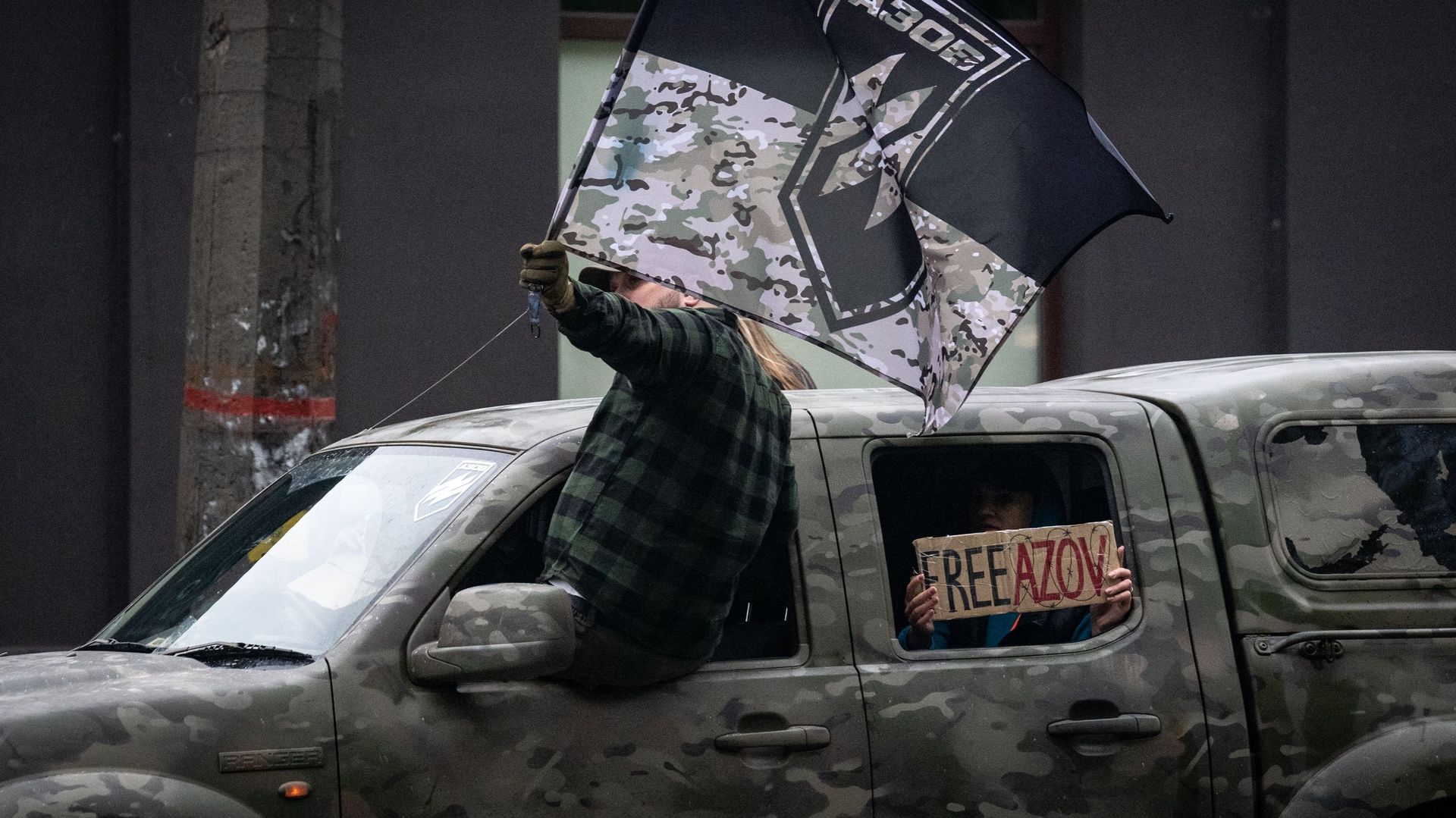 Guerre en Ukraine : levée de l’embargo américain visant la sulfureuse ...