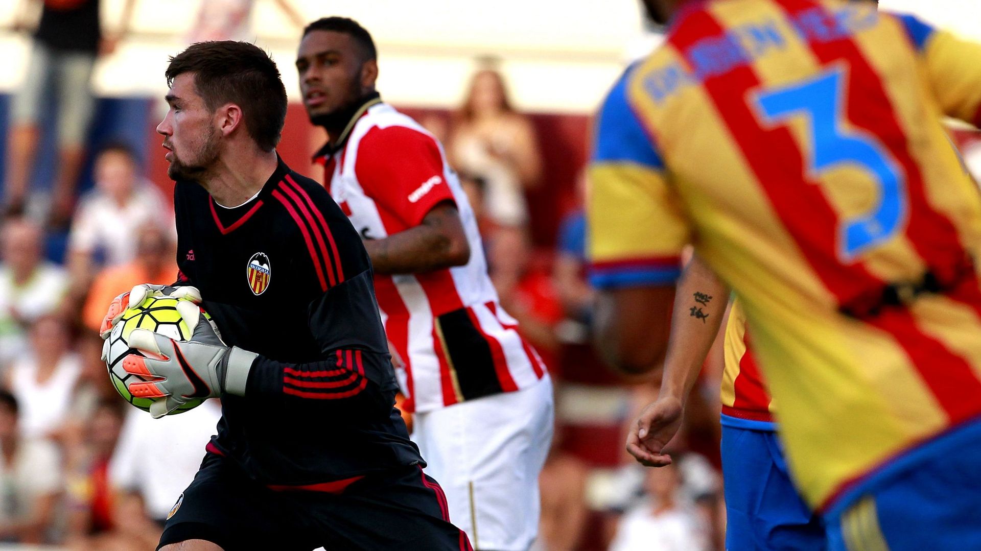 Ryan a tuyauté Valence sur La Gantoise