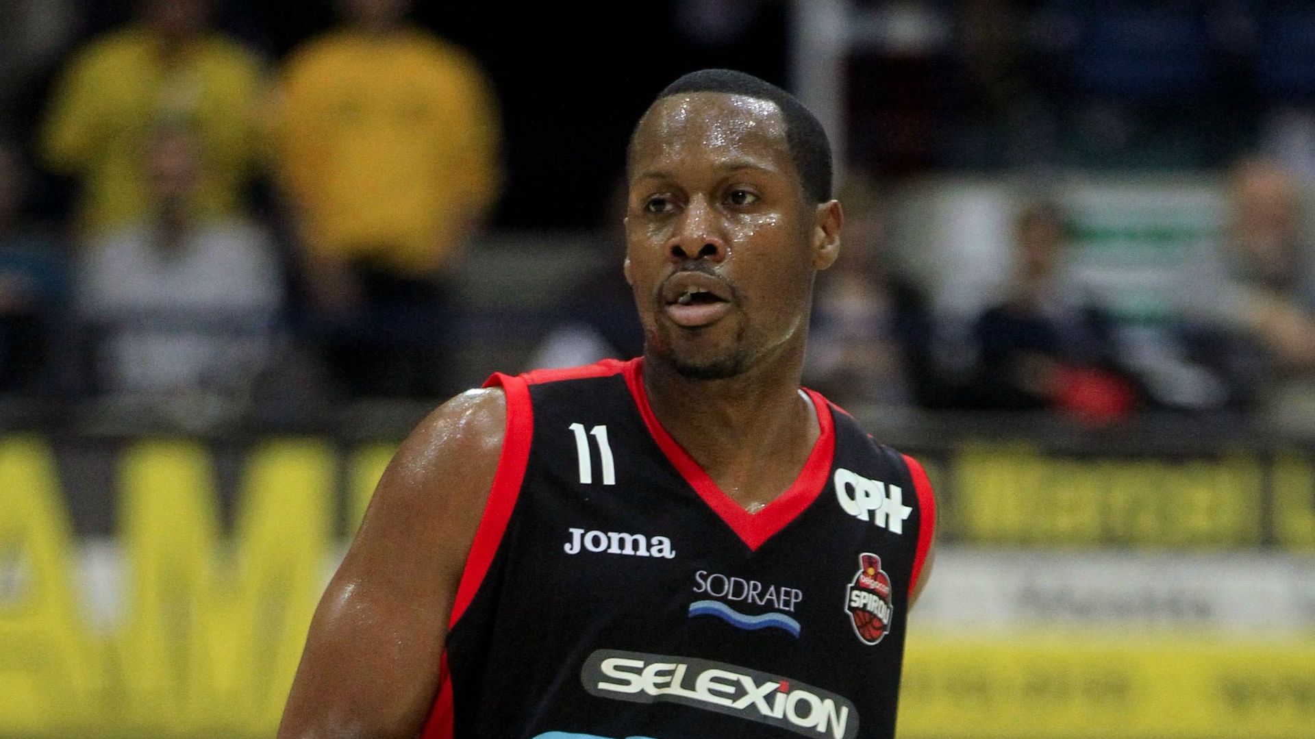 Le Spirou gagne, Liège surprend Mons