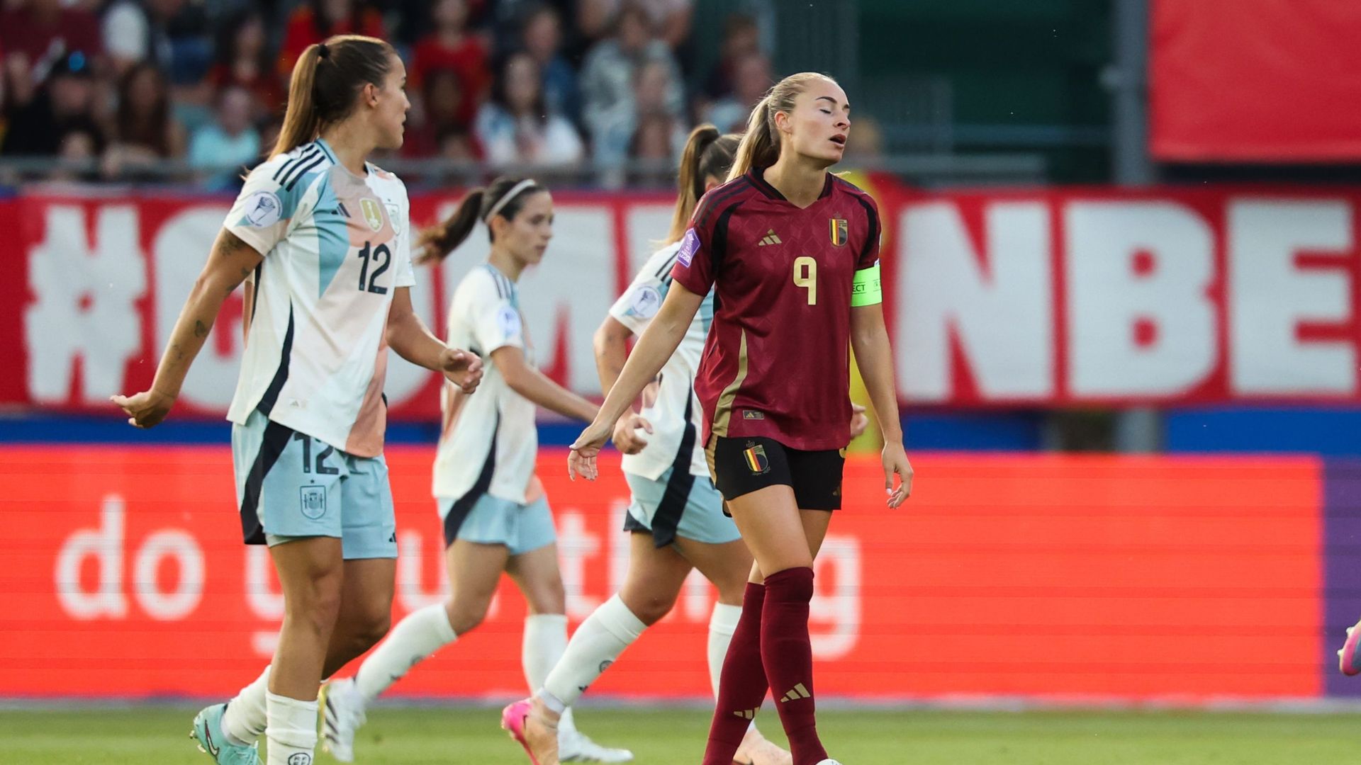 Paresthésie : que faire quand on a des picotements dans les pieds et à ...