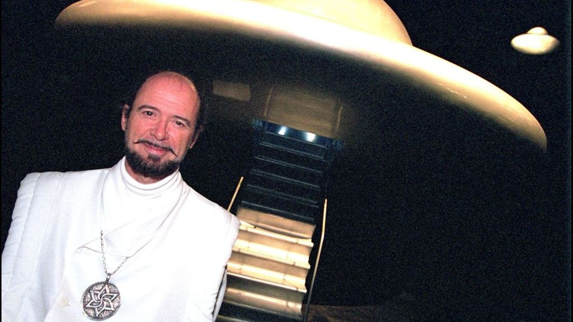 'Raël, le prophète des extraterrestres' : pourquoi cette secte continue ...