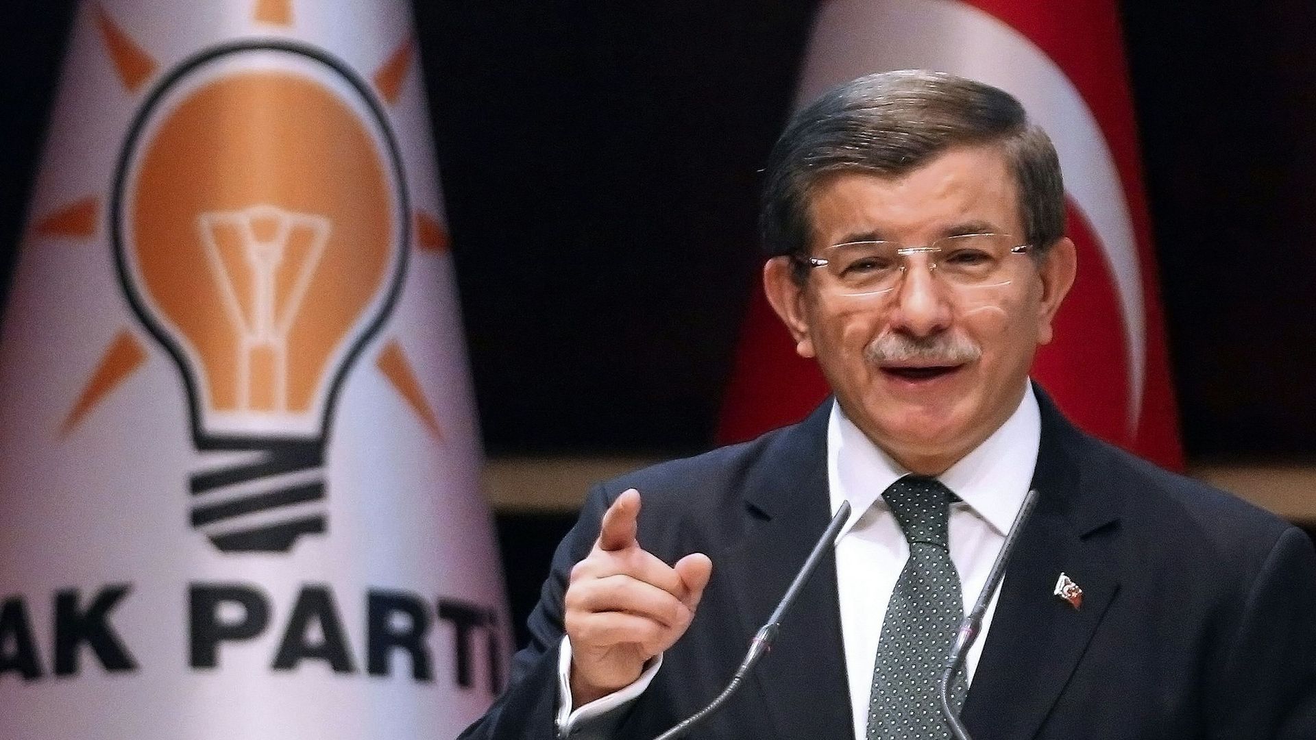 La nouvelle constitution 'garantira' la laïcité de la Turquie, assure ...