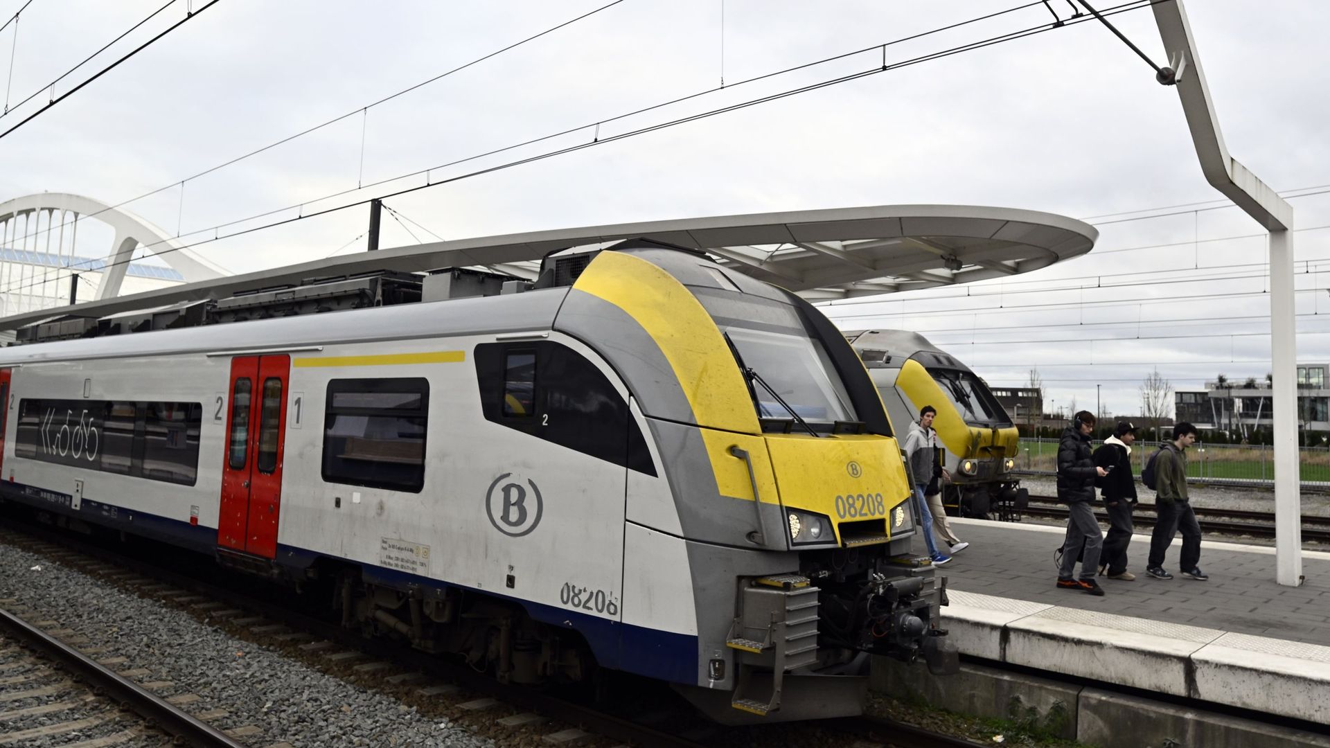 #Investigation 'Provinces, le grand ménage' : dix personnes dont le ...