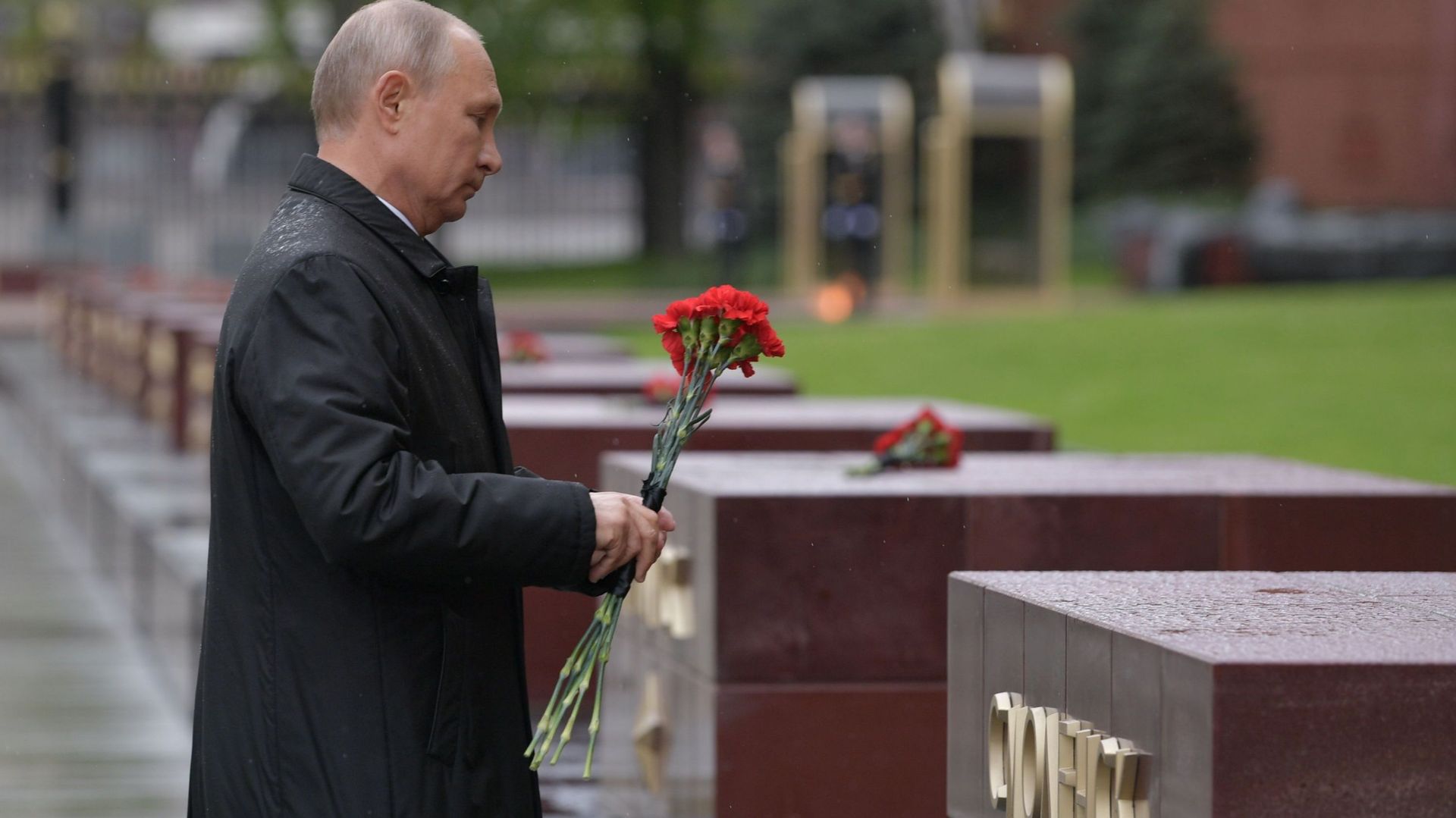 Vladimir Poutine, président à vie ? 'Plus personne ne qualifie la ...