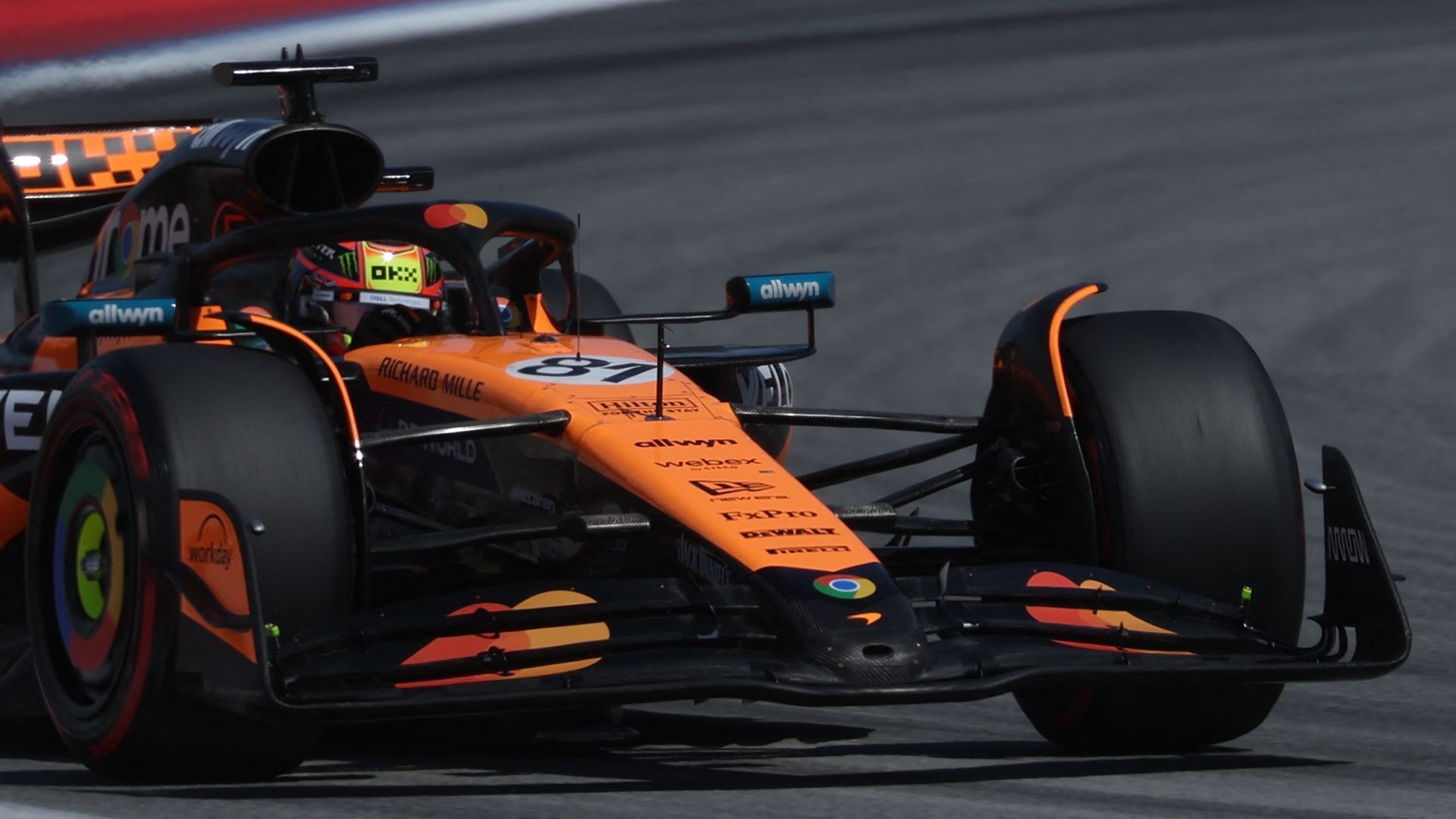 Paresthésie : que faire quand on a des picotements dans les pieds et à ...