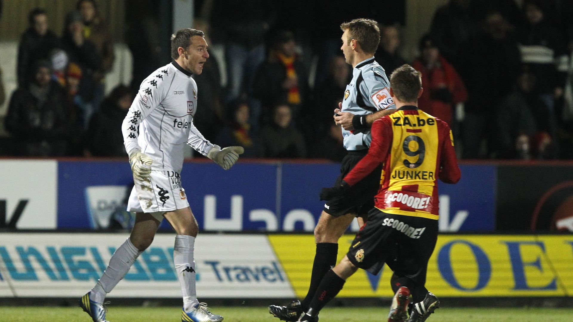 Pacovski refuse les 3 matches de suspension - RTBF Actus