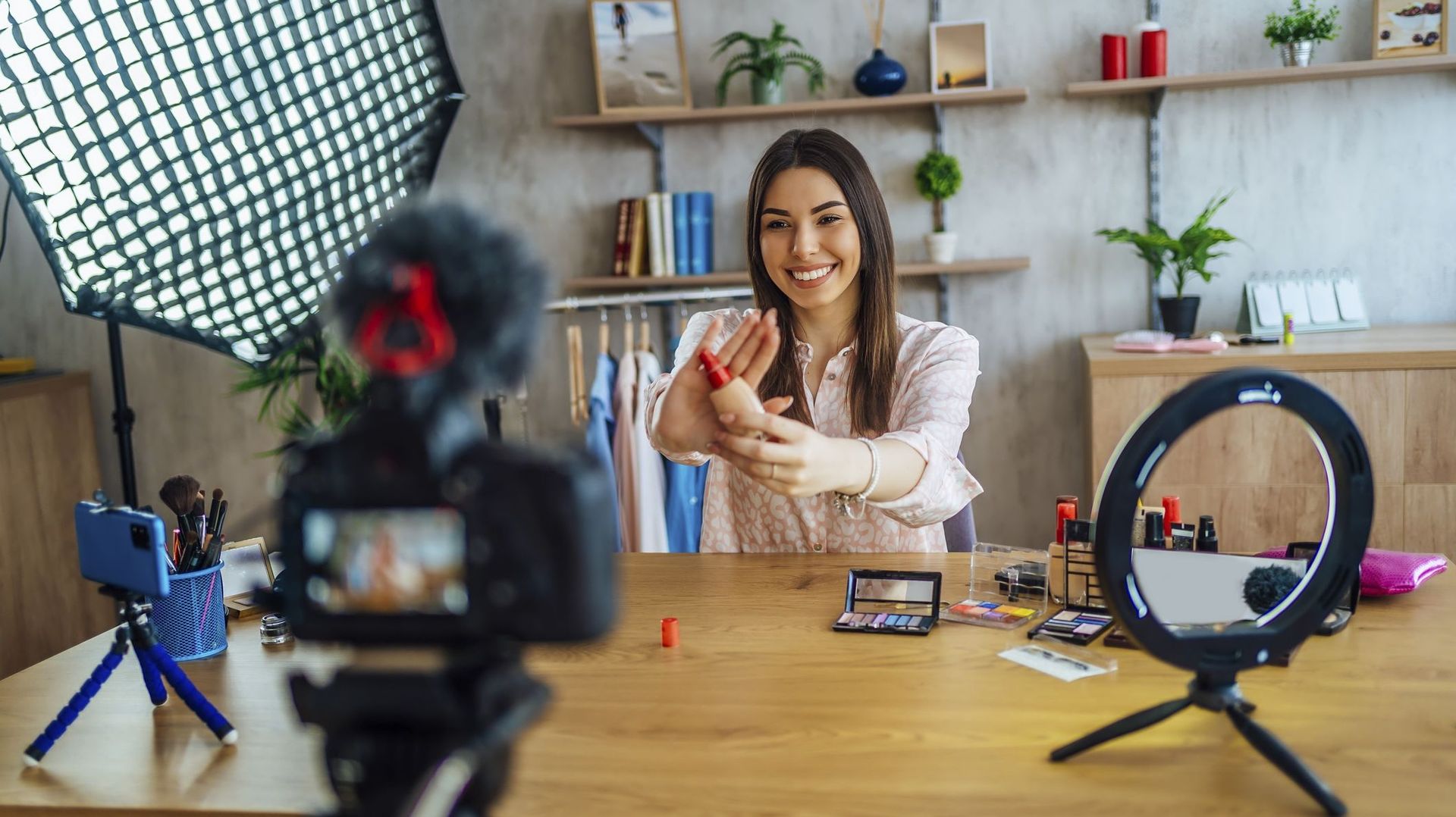 Profession, influenceur : un métier avec peu de structures, beaucoup d ...
