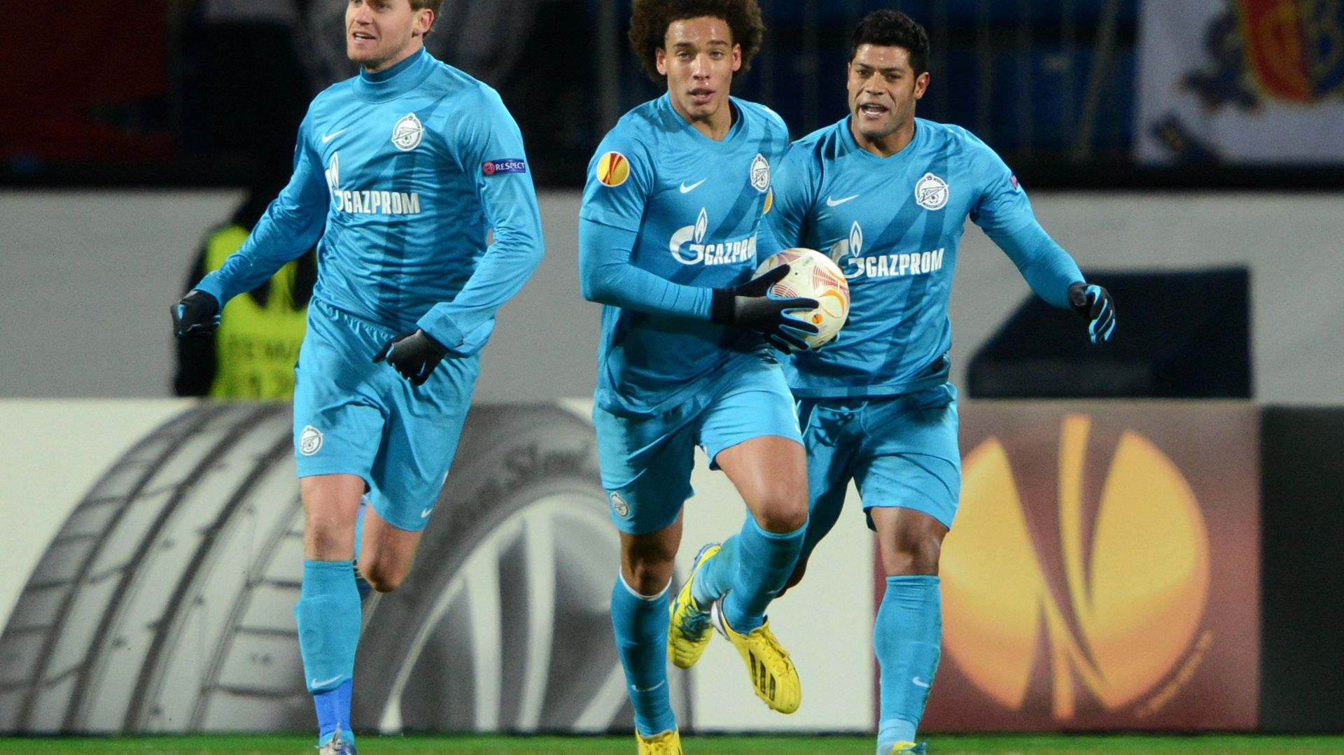 Le Zenit gagne grâce au duo Witsel-Lombaerts - RTBF Actus